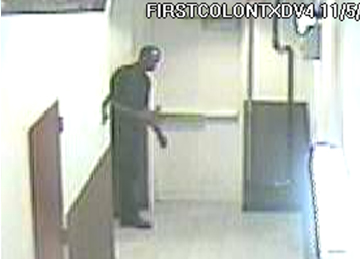 Thief beats man, takes his phone in mall restroom