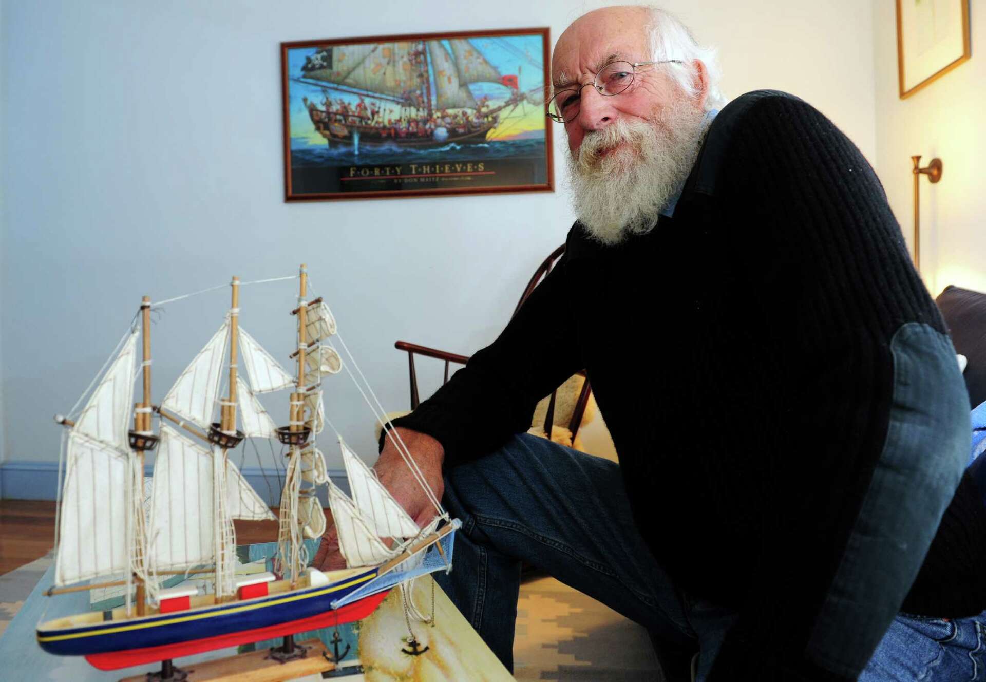 Bridgeport sailors recall captain of HMS Bounty