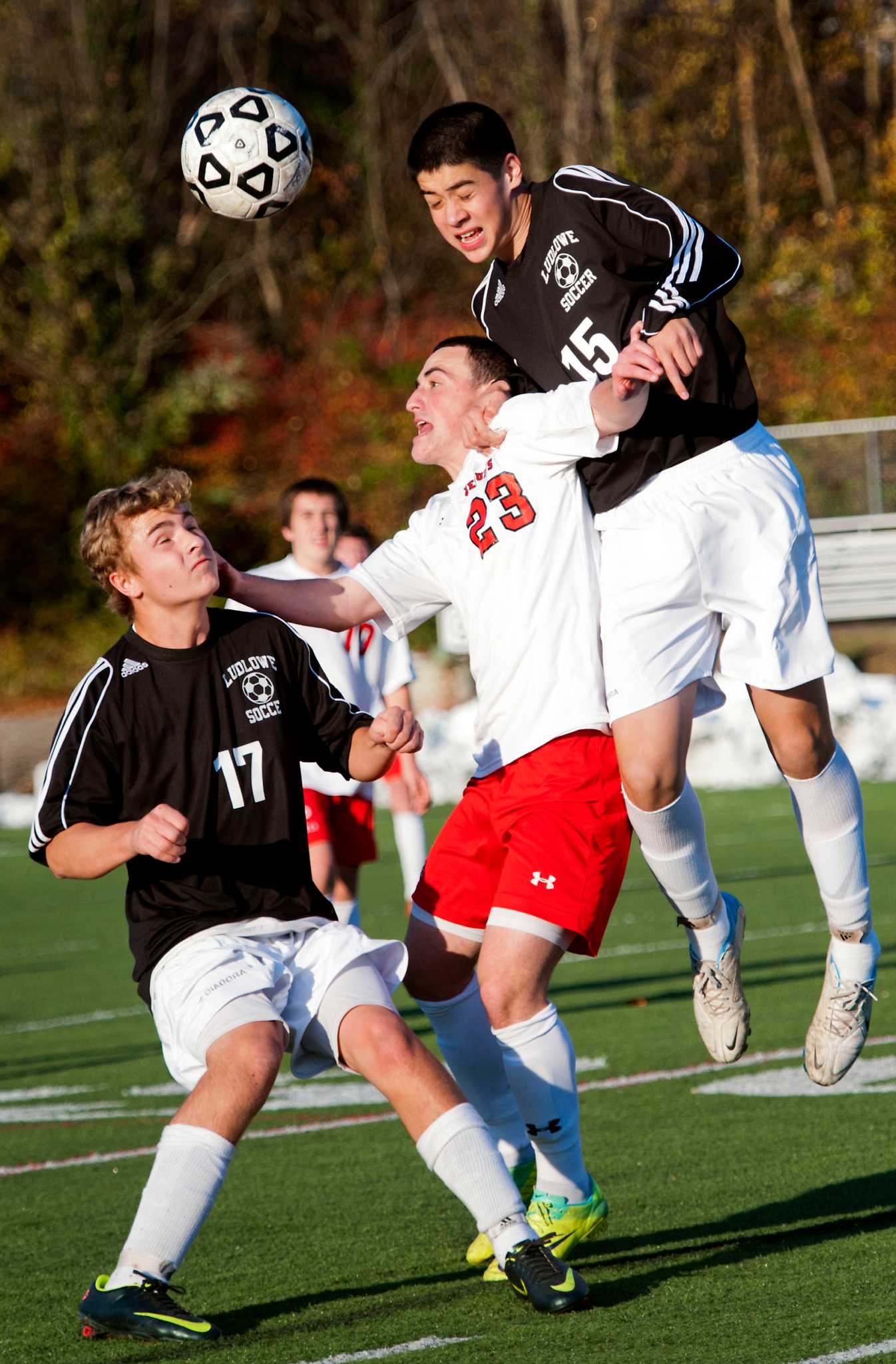 Fairfield Prep survives upset bid by Fairfield Ludlowe