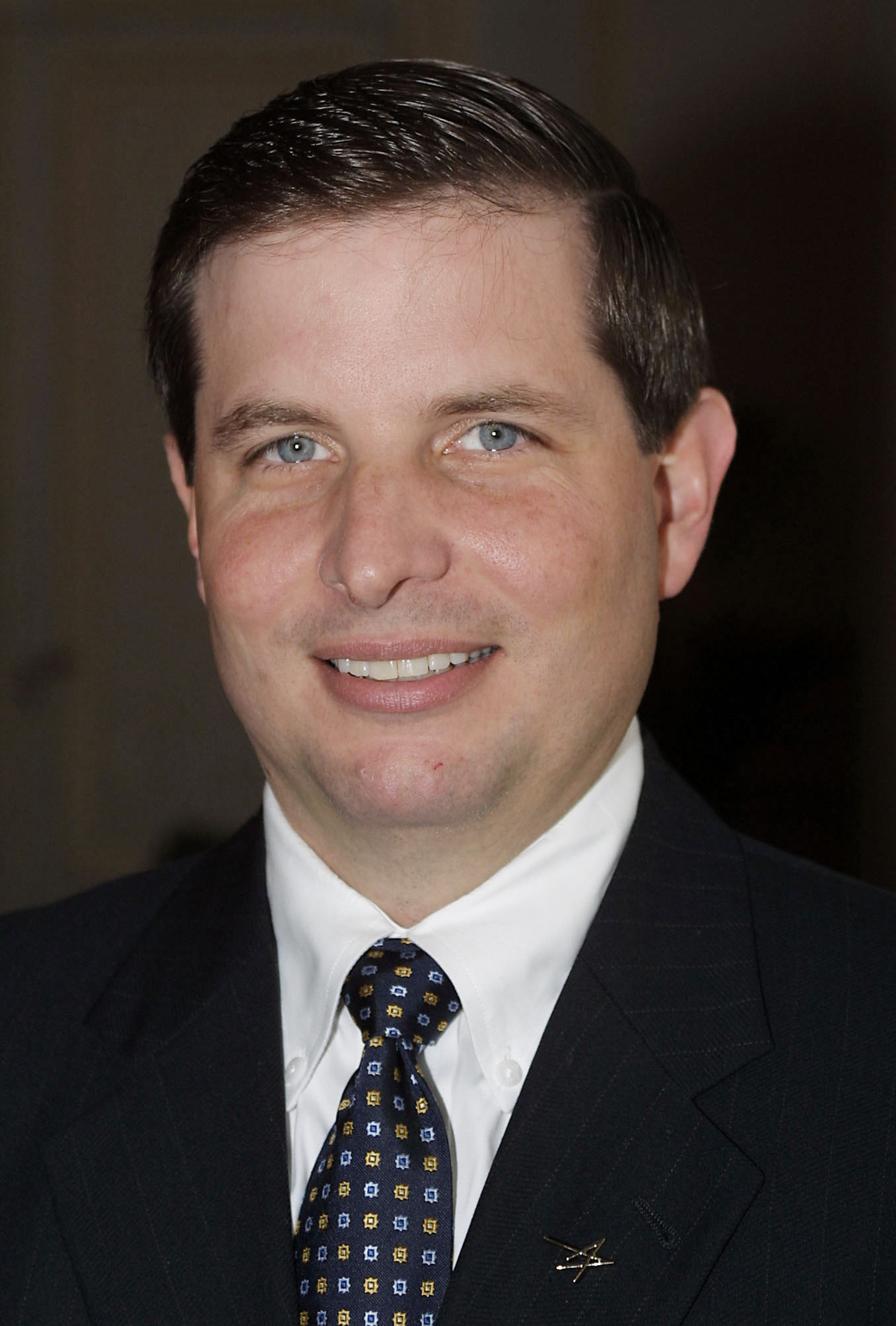 Lockheed Martin ousts executive over relationship