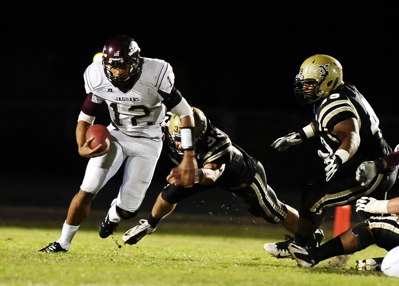 Central QB Mitchell has Lamar offer