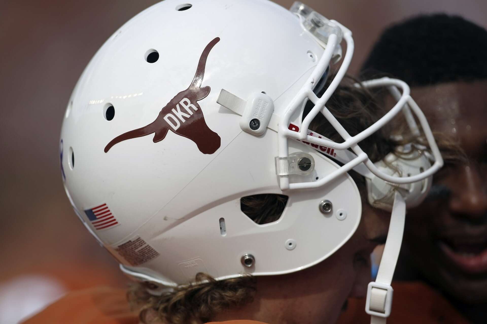 Wishbone, victory tribute to Royal