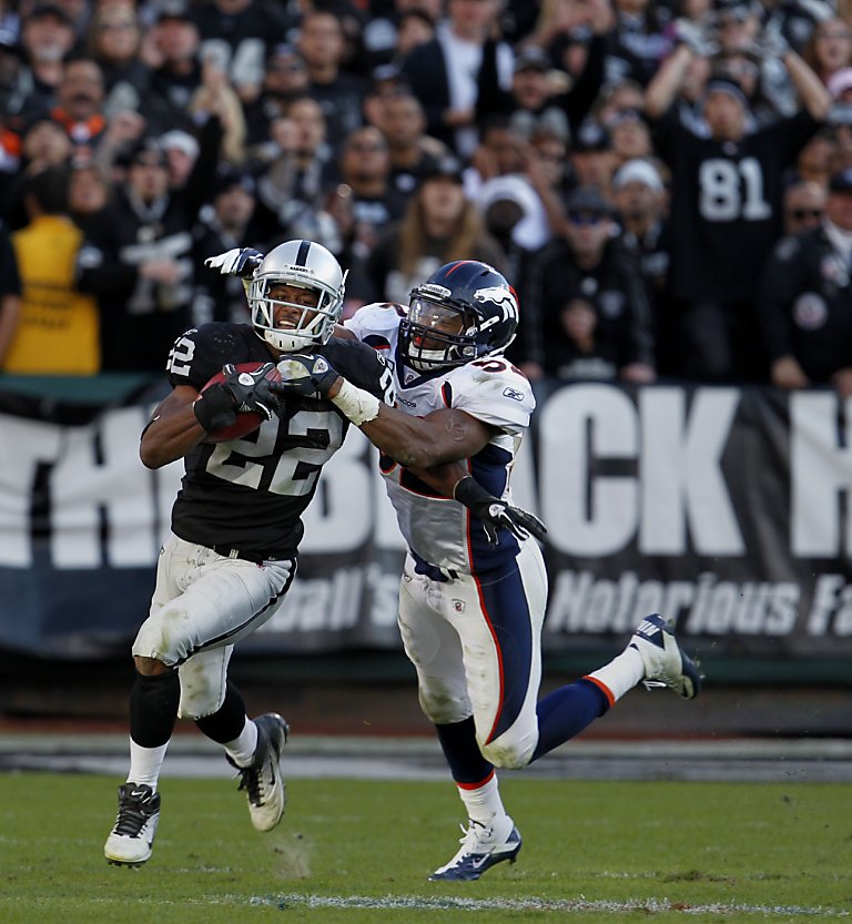 Raiders' Jones moving to cornerback