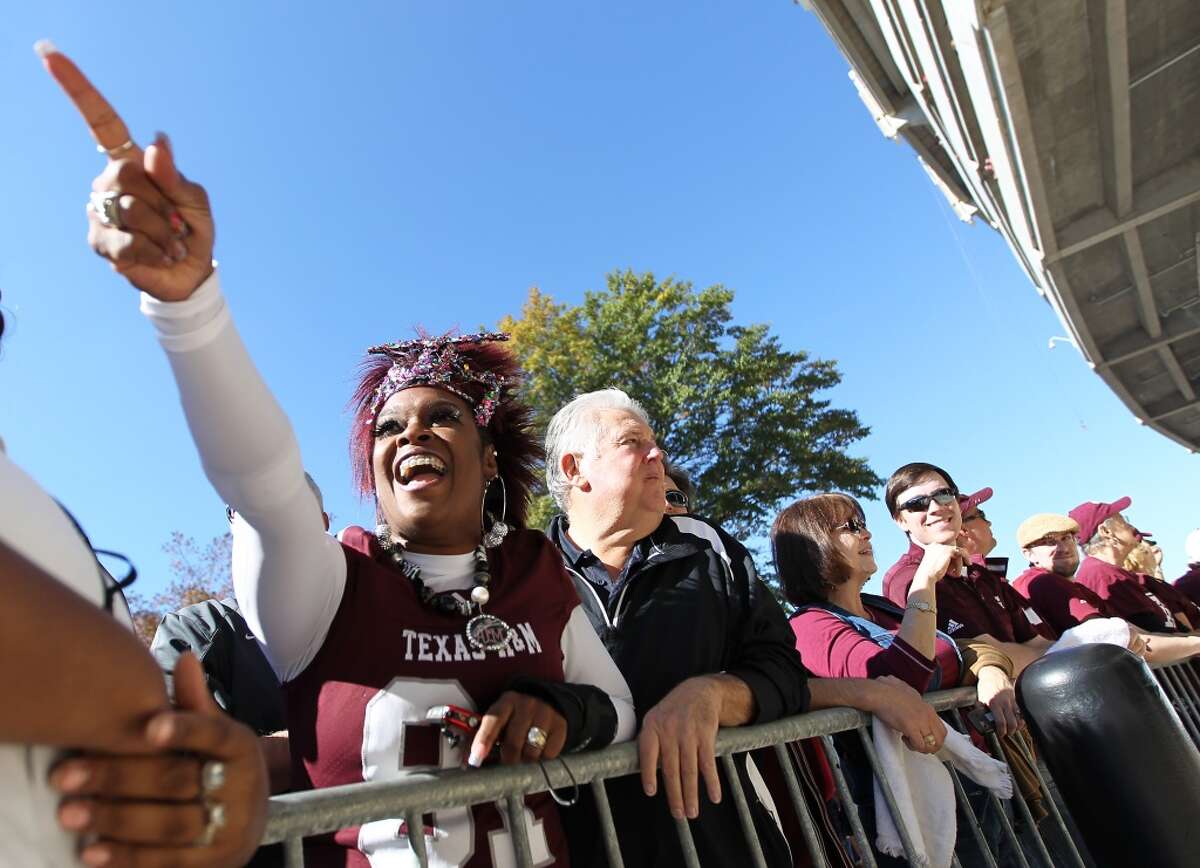 Fun couple: It's Manziel over Saban