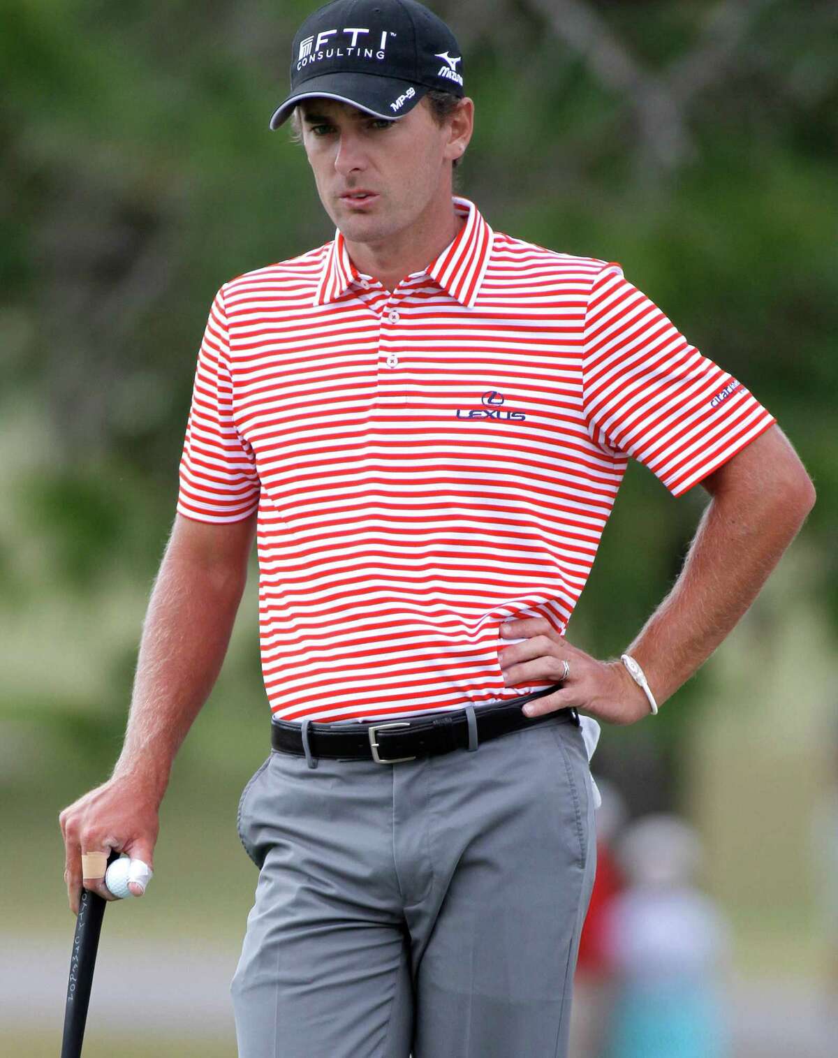 Out of hospital after panic attack, Beljan holds onto lead at Disney