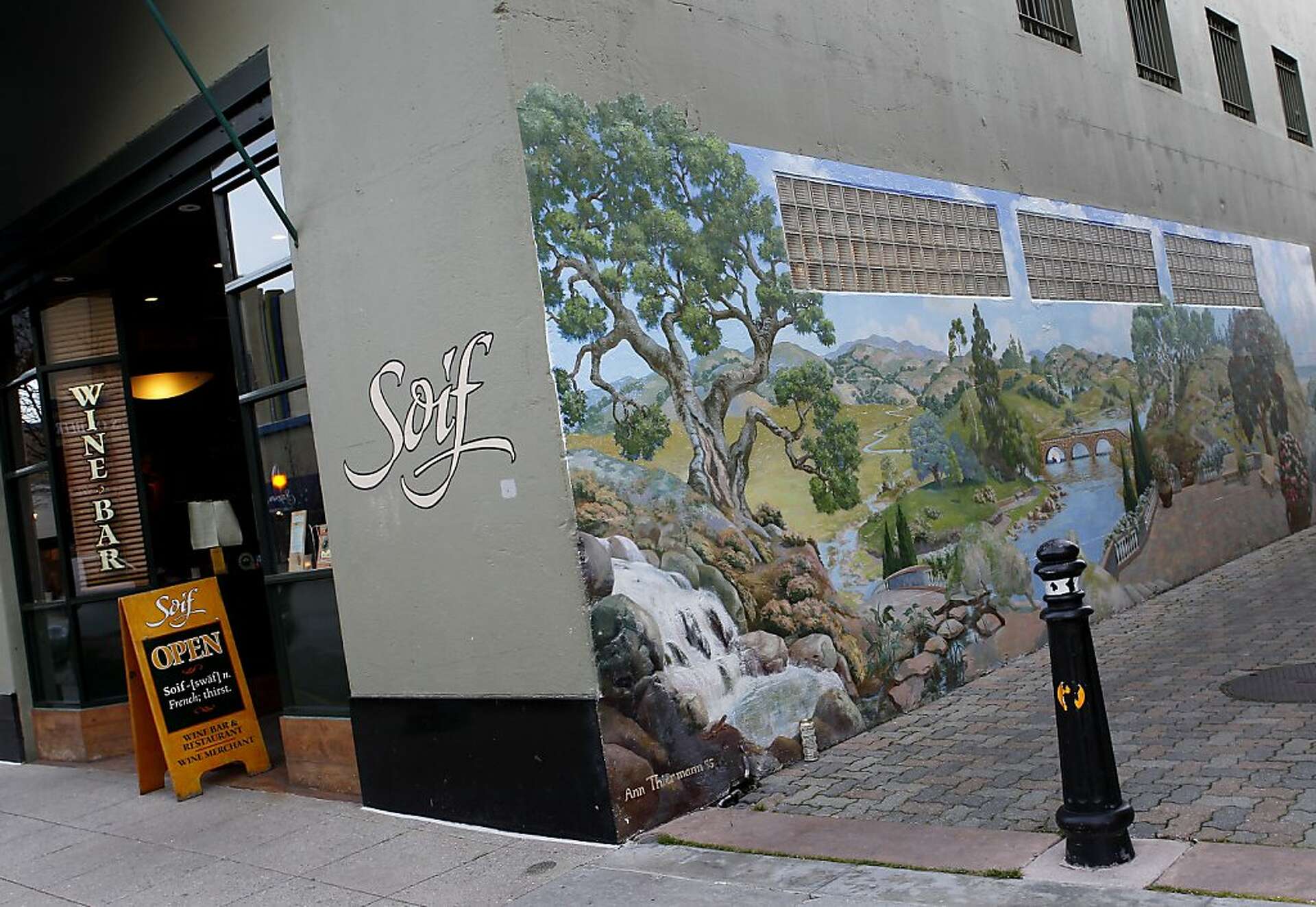 Soif in Santa Cruz: Wine bar-restaurant