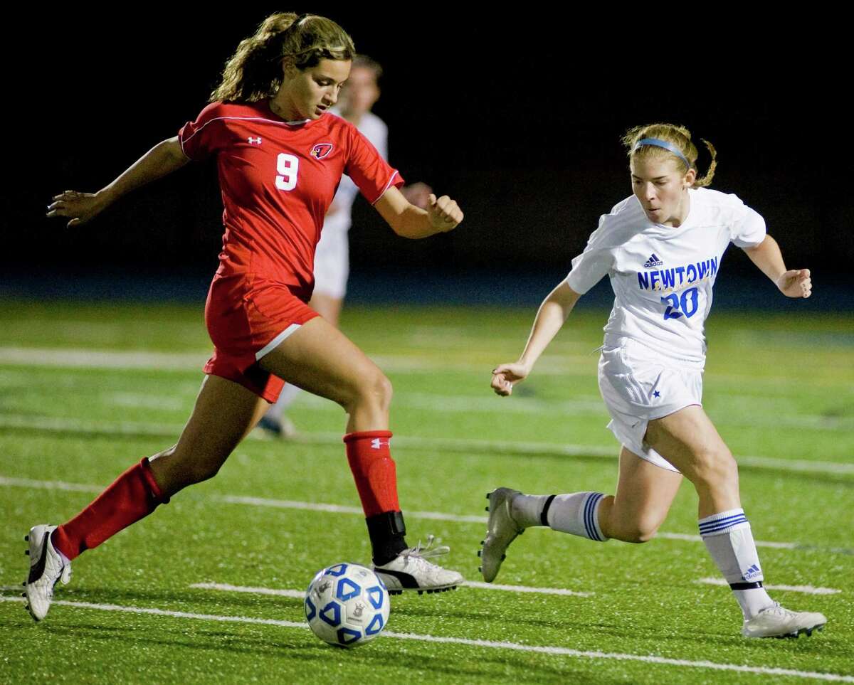 Newtown girls beat Greenwich 2-0 in Class LL second round