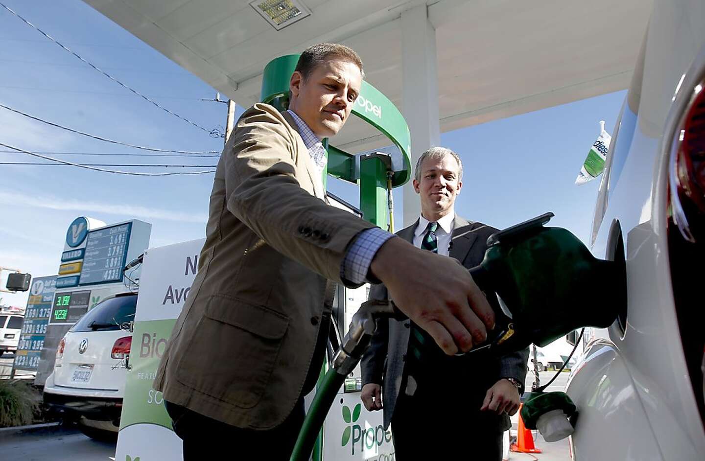 Algae-based fuel on sale in Bay Area