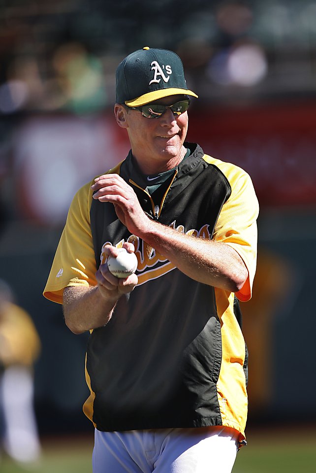 A's give Bob Melvin a 2-year extension