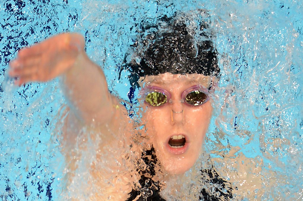 Golden Bears sign Olympics' golden girl