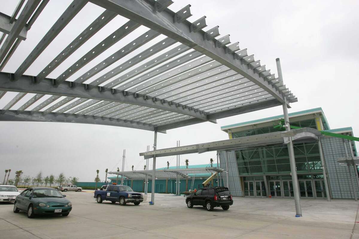 Bayport secures two new cruise ship contracts