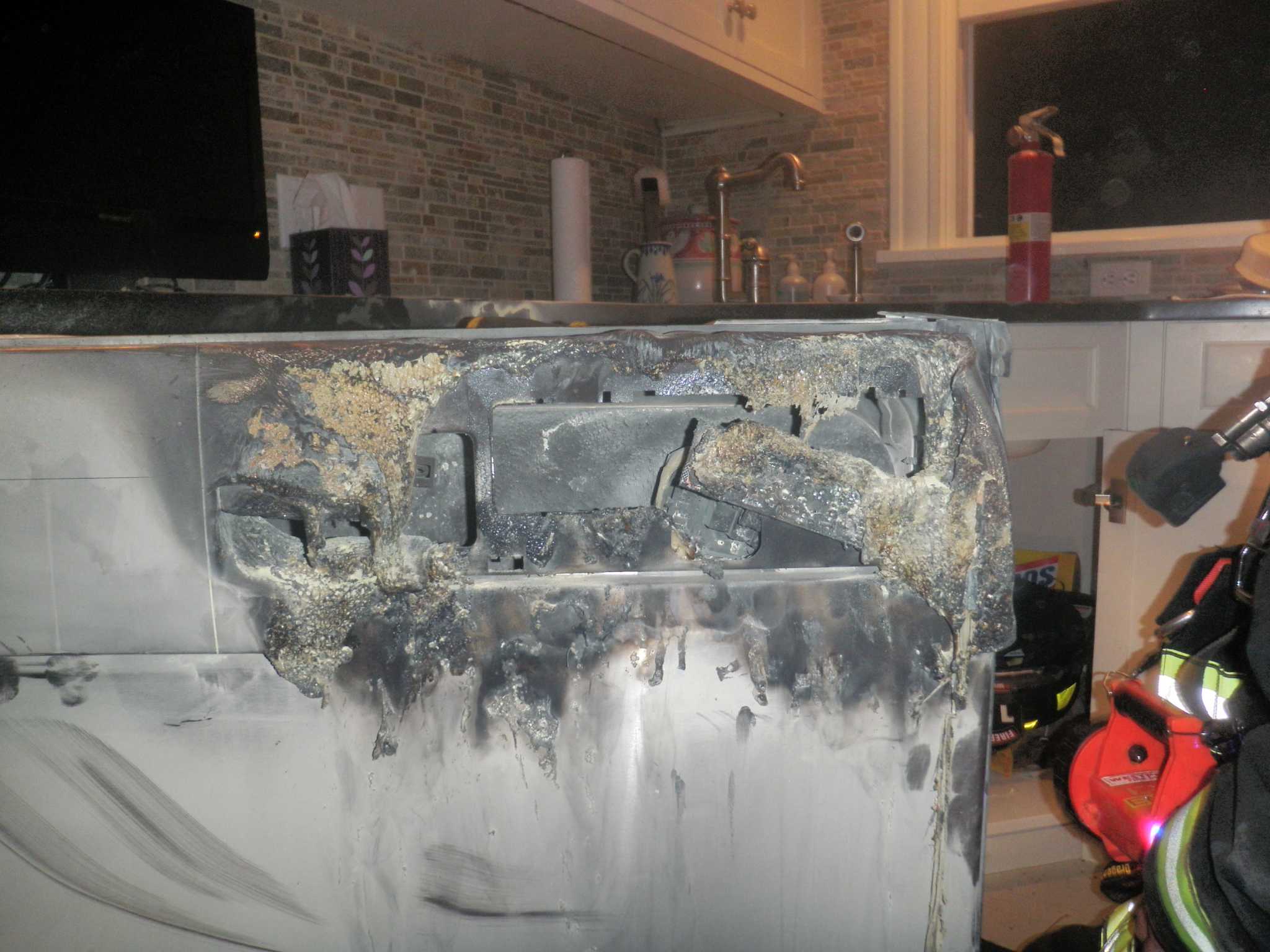Dishwasher fire extinguished at Crooked Mile house