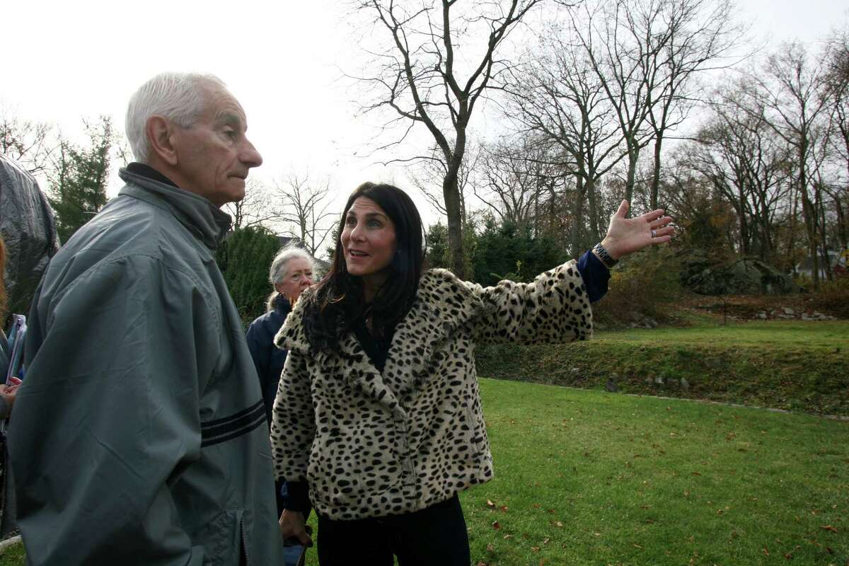 Planned Cos Cob synagogue angers some neighbors