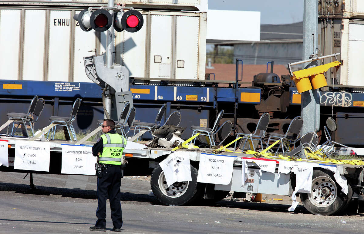 Settlement reached in lawsuit following fatal parade float crash