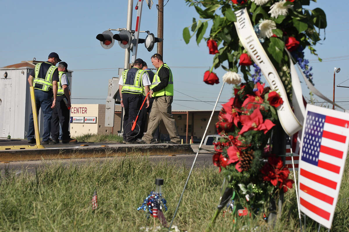Crash kills 4 at West Texas parade