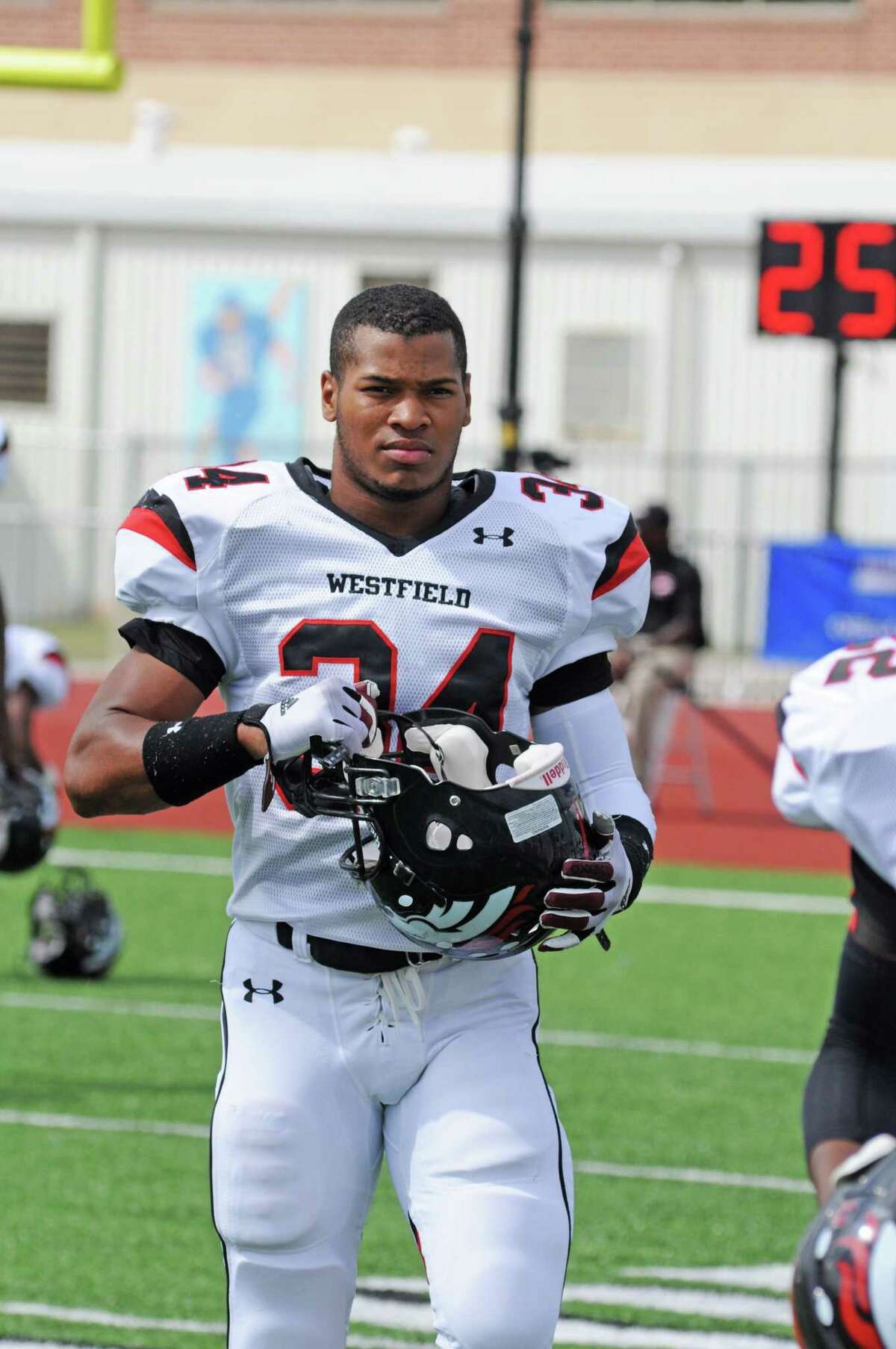 Football: Westfield Mustangs staying at full gallop