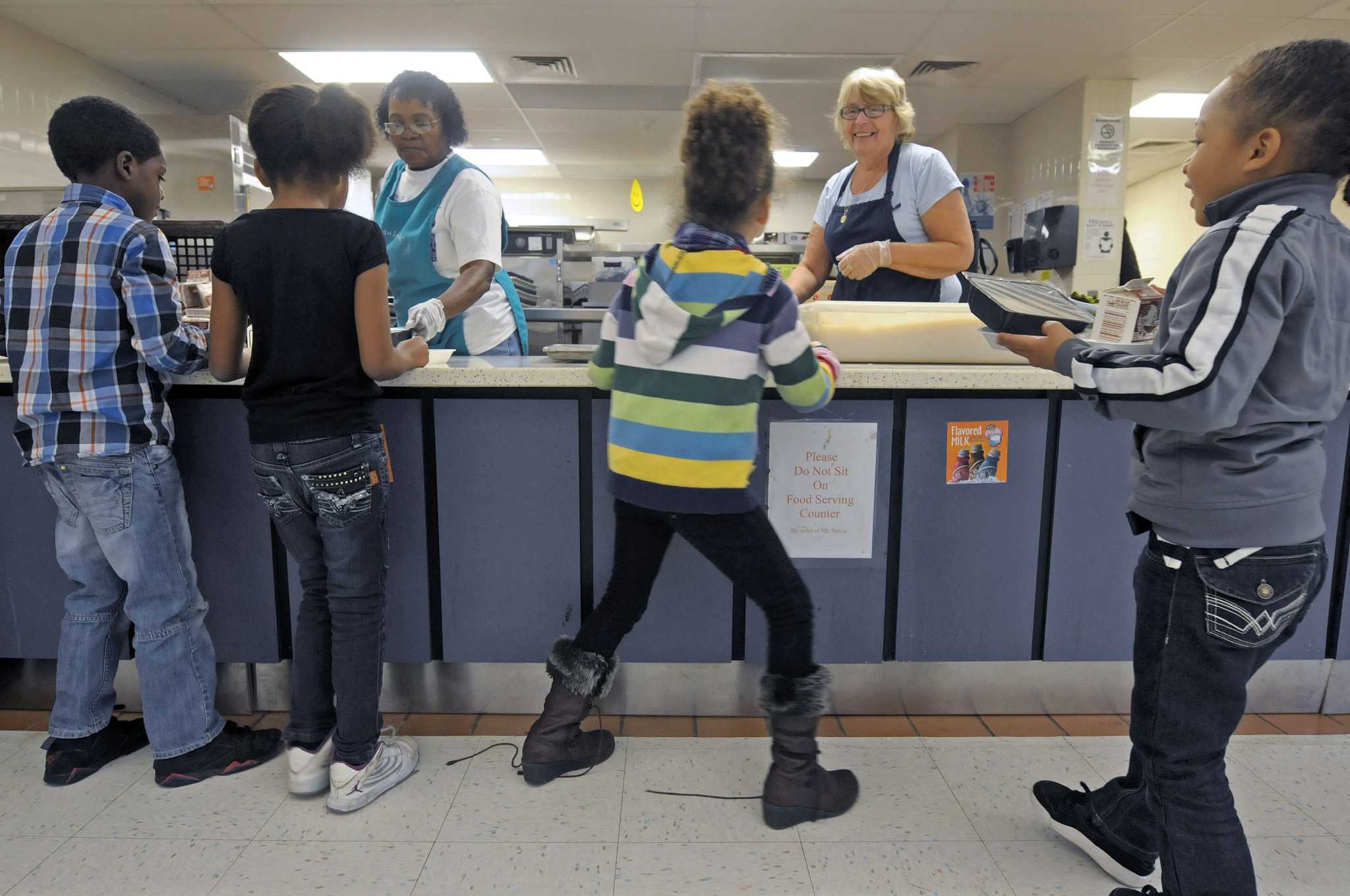 Photos: School's Thanksgiving lunch