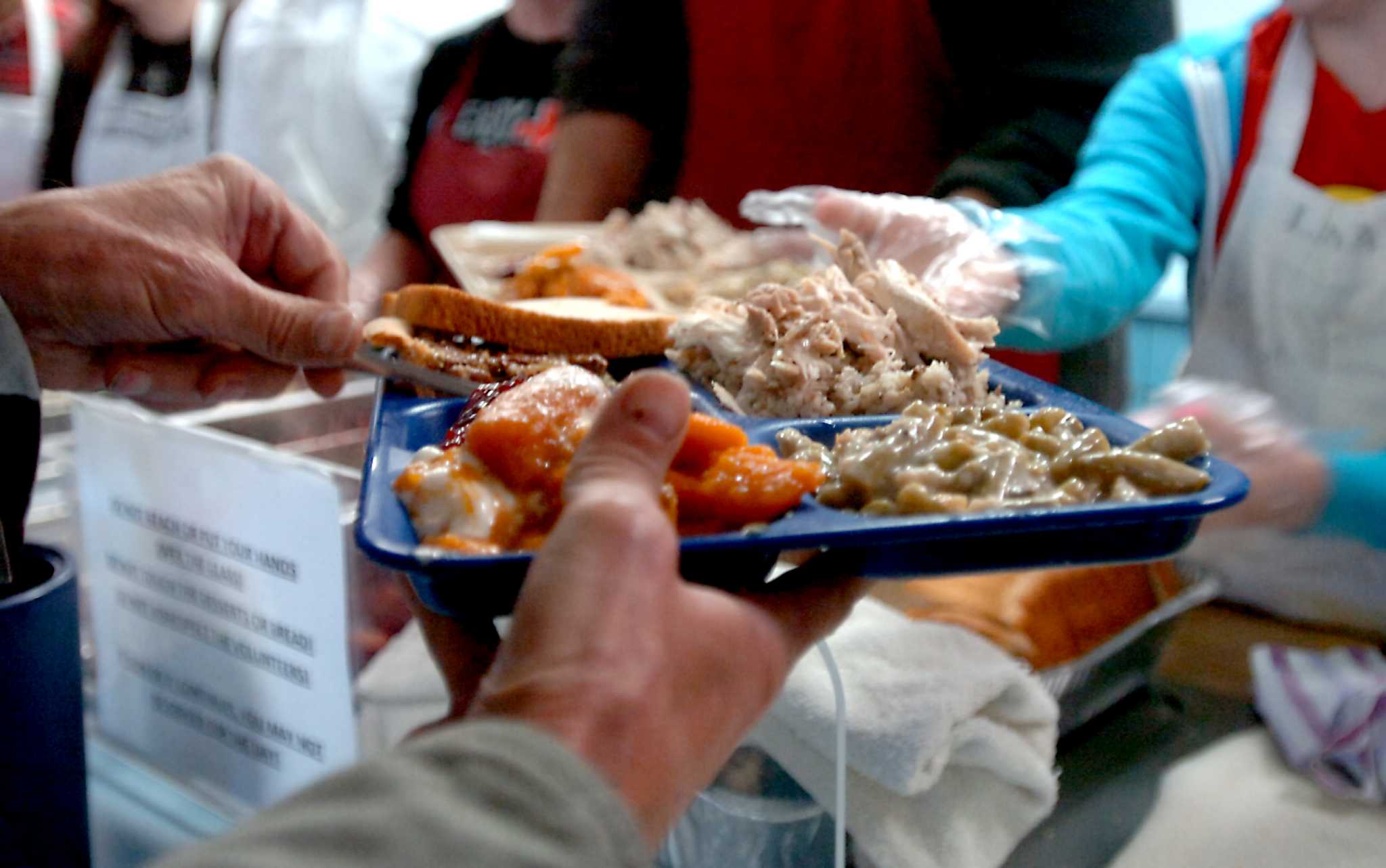 Your guide to volunteering this holiday season