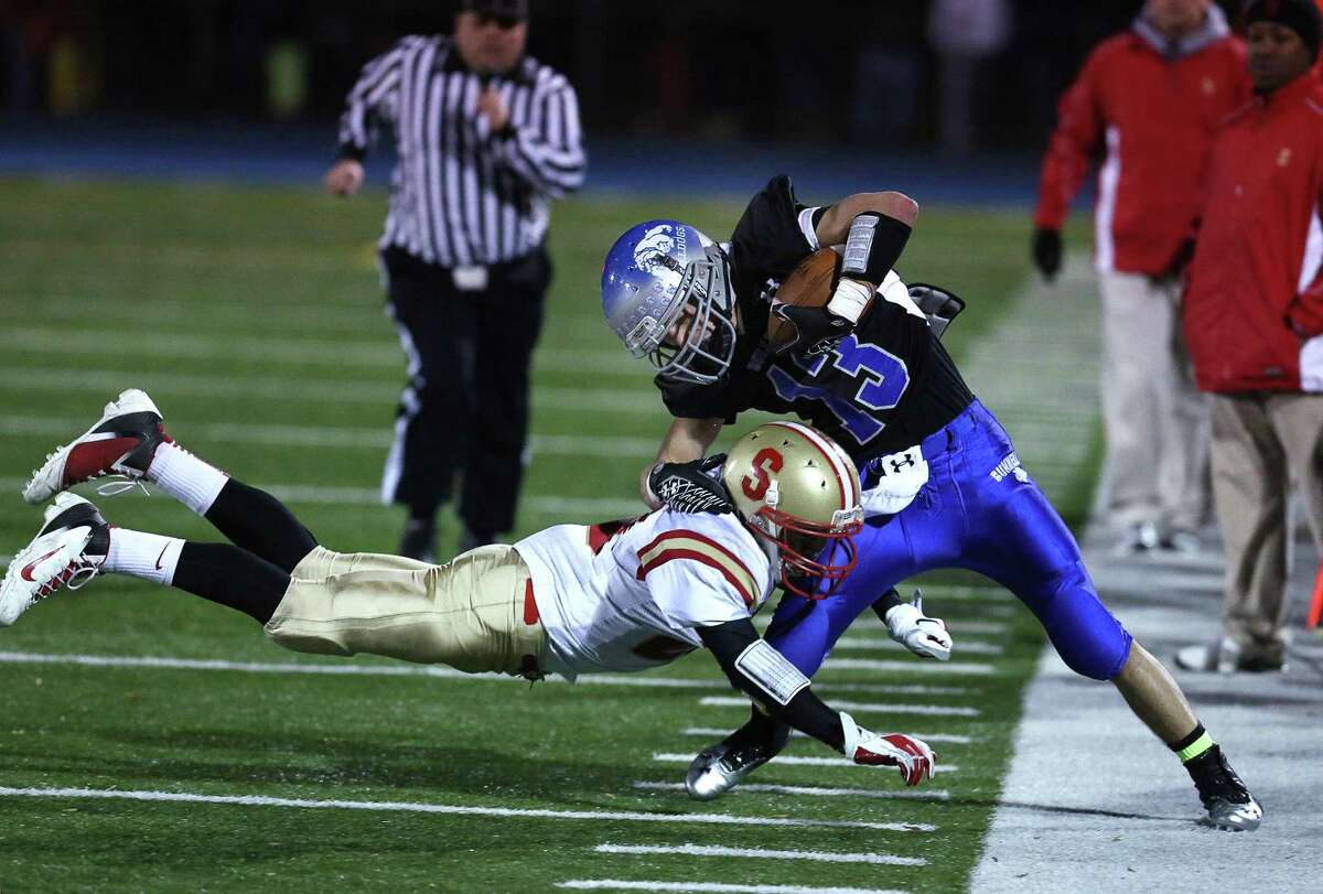Bunnell rolls past Stratford