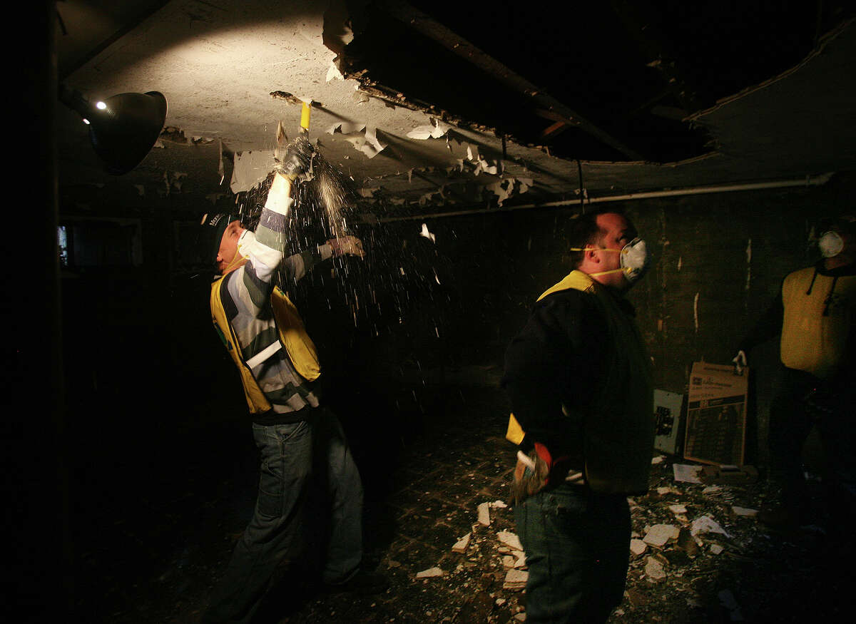 Local Mormons lend a hand to hardest hit victims of Superstorm Sandy