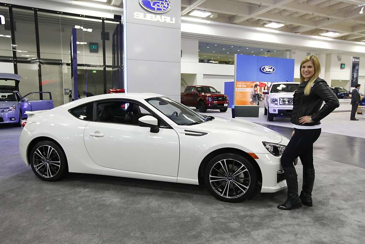 Latest electric/hybrids at International Auto Show