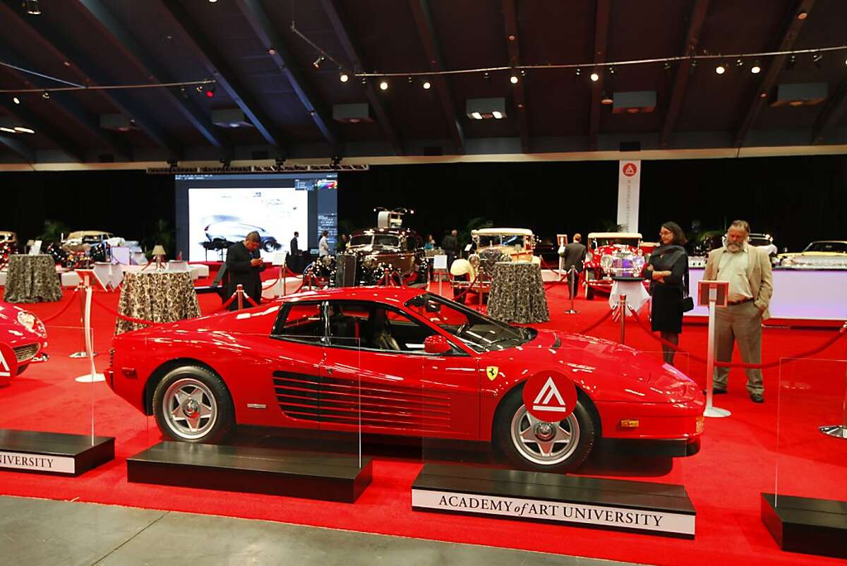 Latest electric/hybrids at International Auto Show