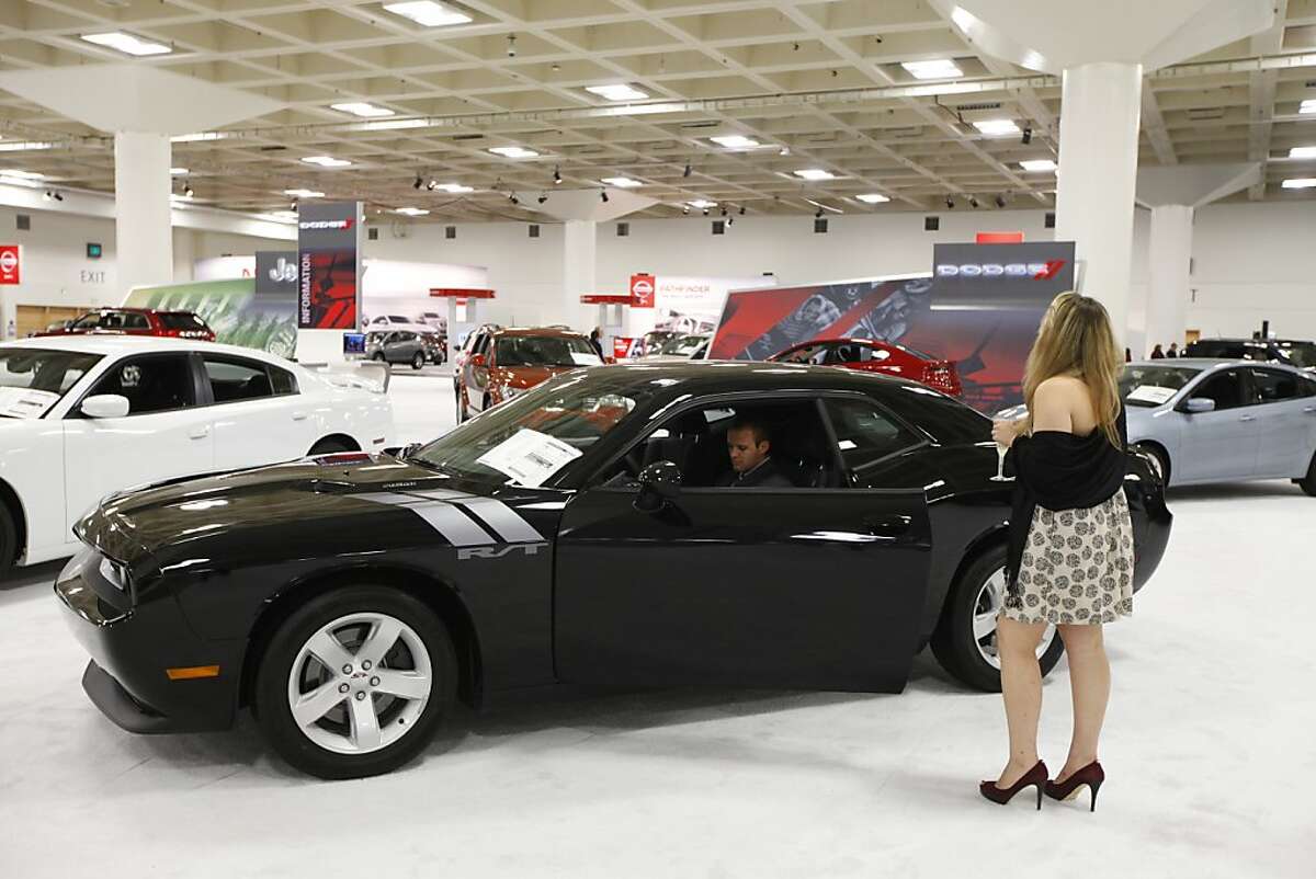 Latest electric/hybrids at International Auto Show