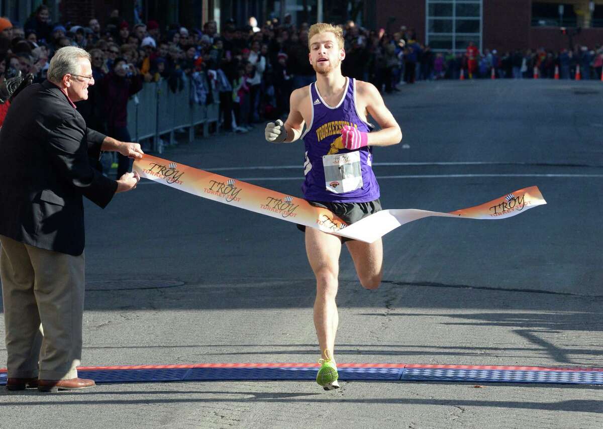 Record turnout for Turkey Trot