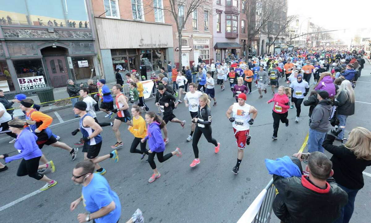 Record turnout for Turkey Trot