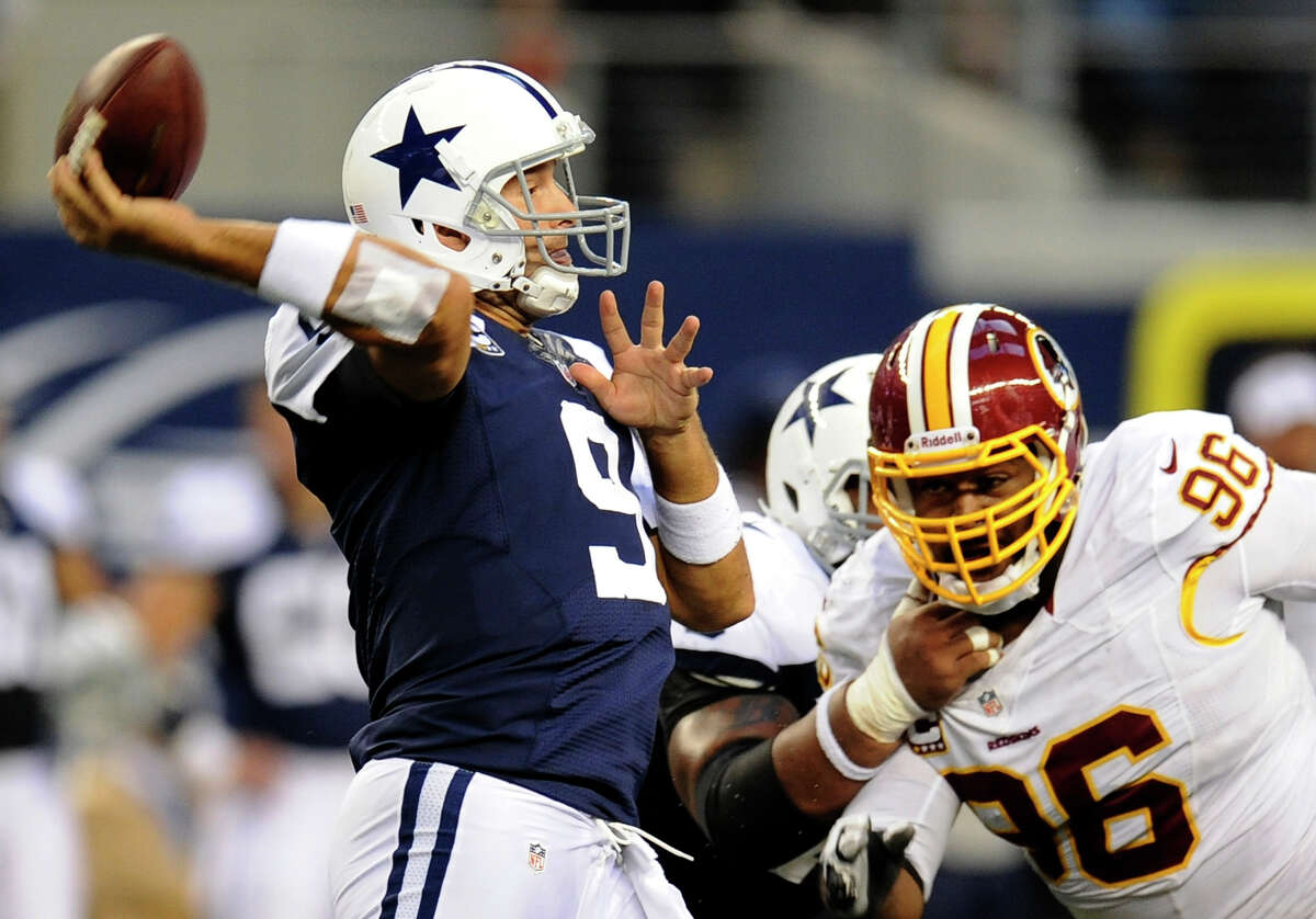 Redskins' RG3 feasts on Cowboys' defense