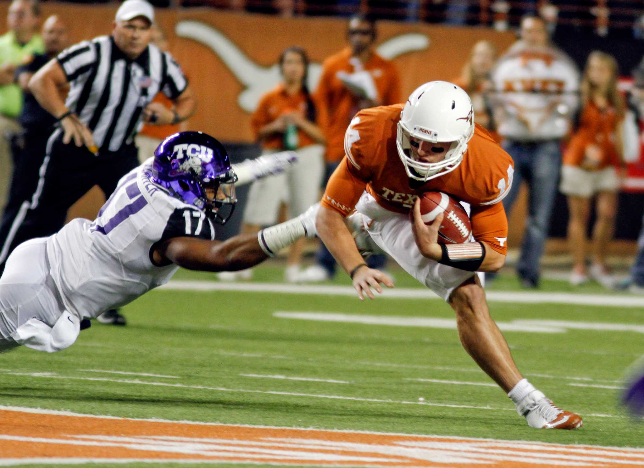 Brown tabs Ash to start at QB for Alamo Bowl