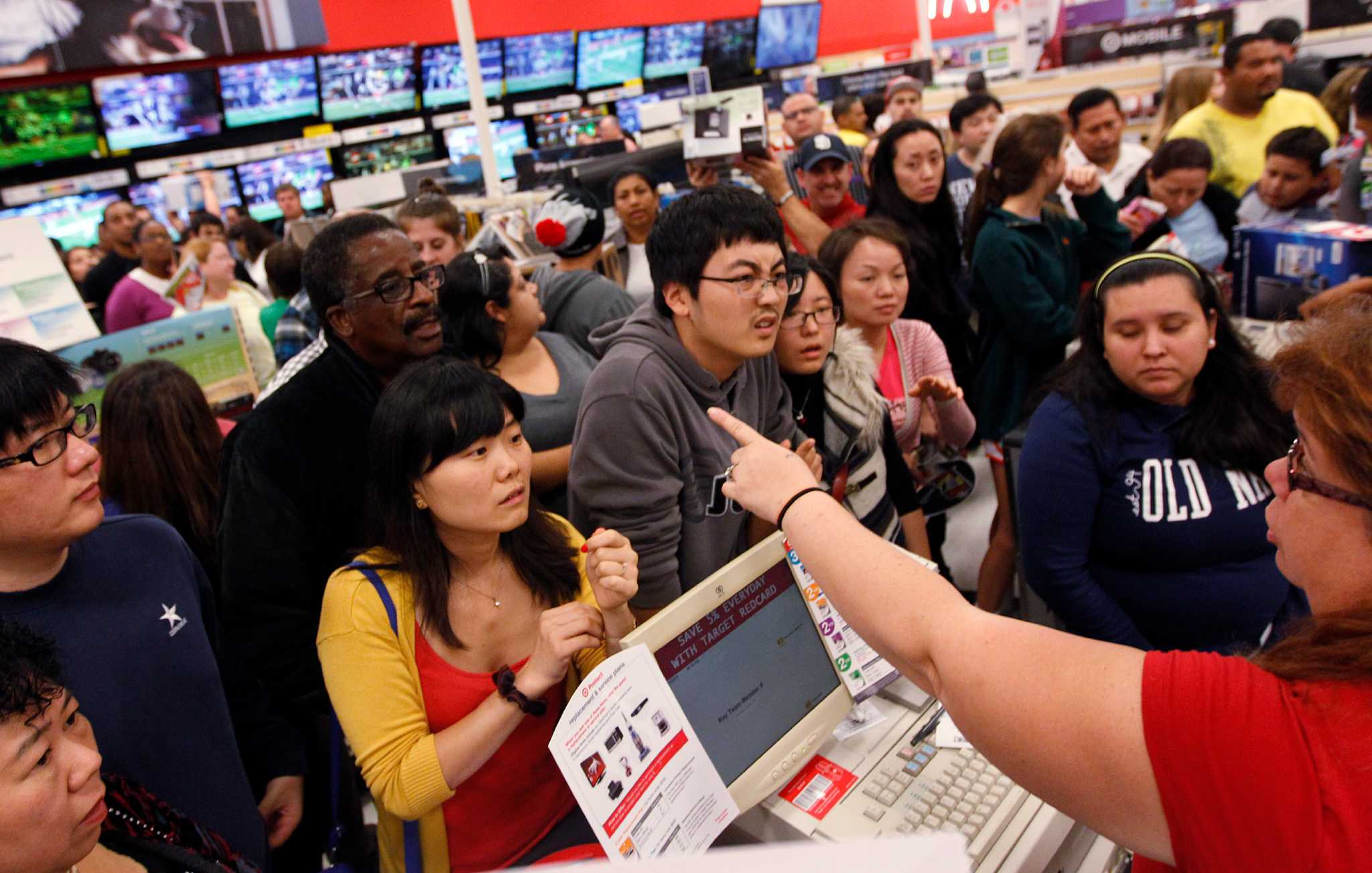 Houstonians find the price is right on Black Friday
