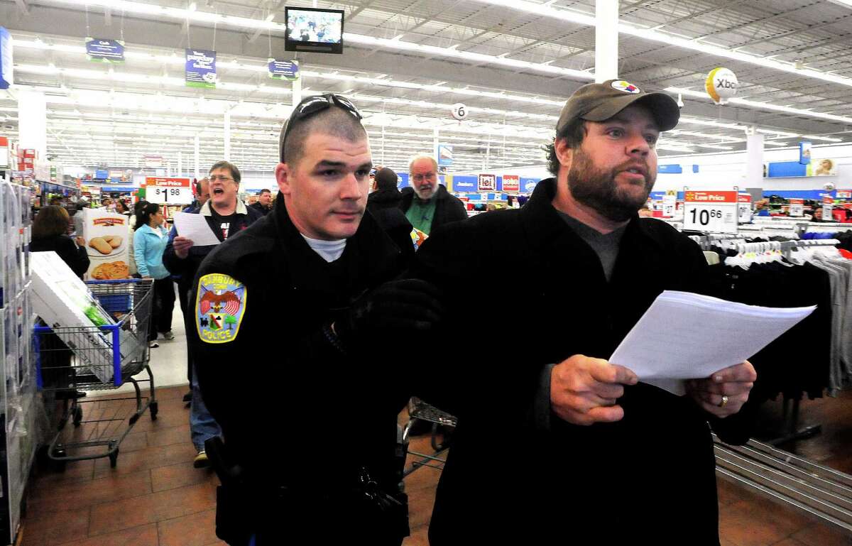 Walmart protests throughout Connecticut