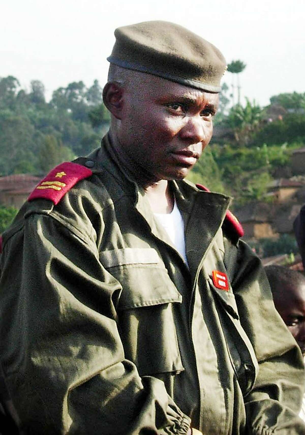 Congo reel offensive strengthens