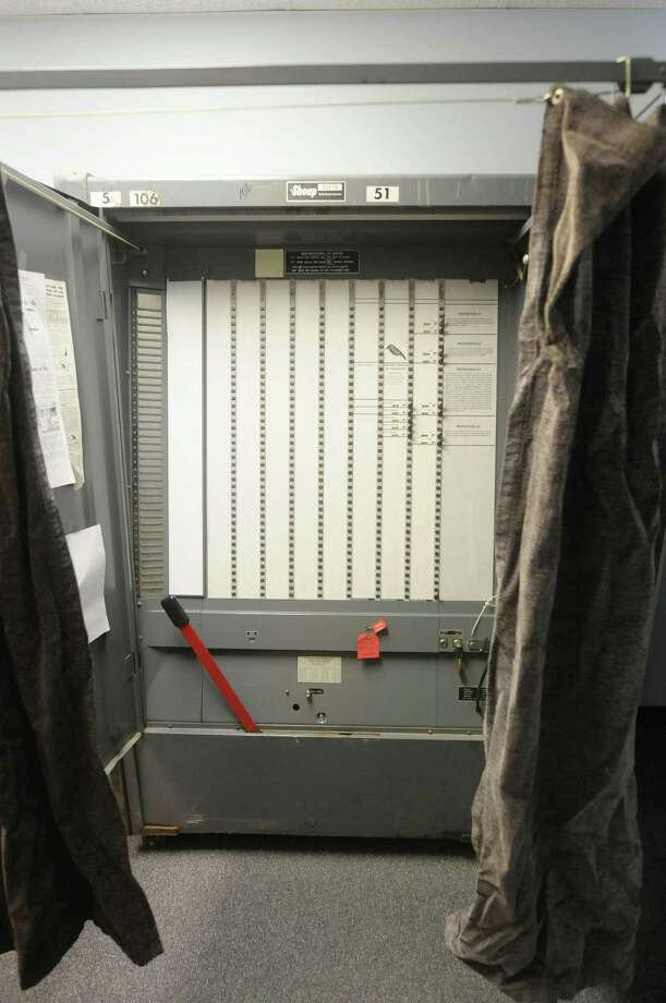 Voting machine sales draw a light turnout - Times Union