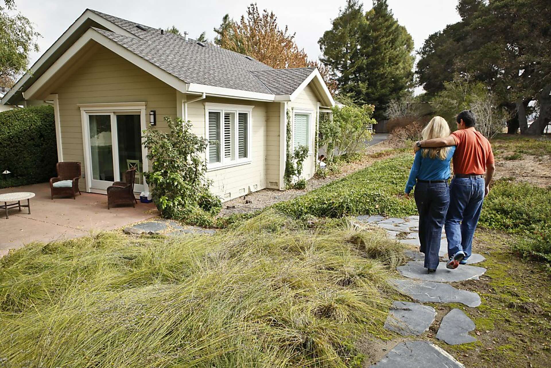 Inmate shares prison survival strategies