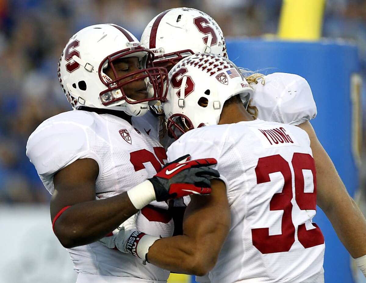Stanford beats UCLA 35-17