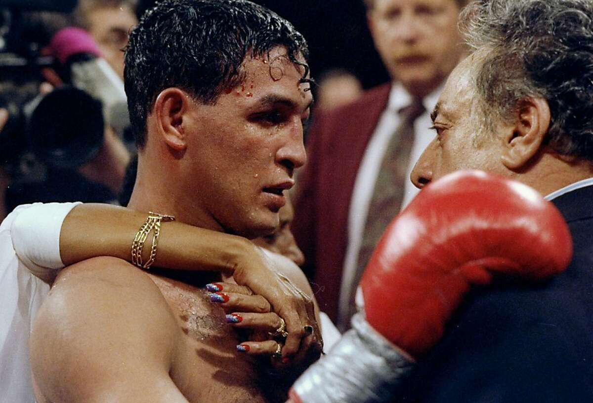 Hector Camacho: 1962-2012 / Flamboyant and tough, 'Macho' was never KO'd