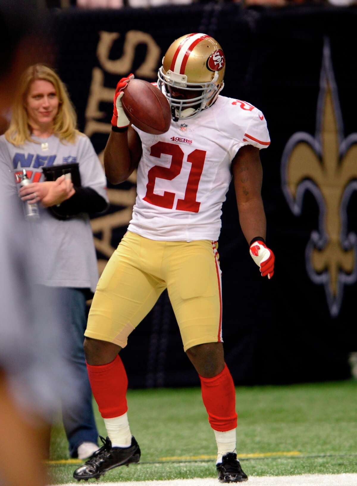 49ers' QB of the future taking charge