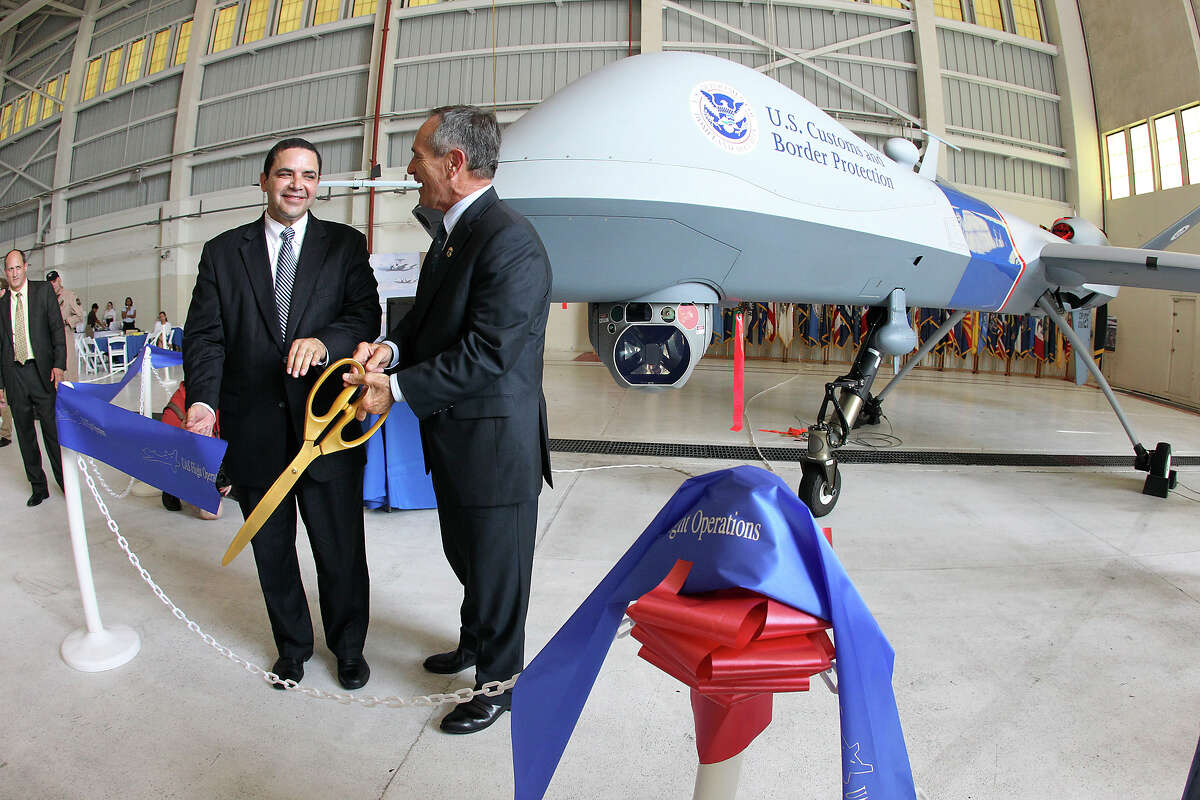 Push for more drones in U.S. raises questions