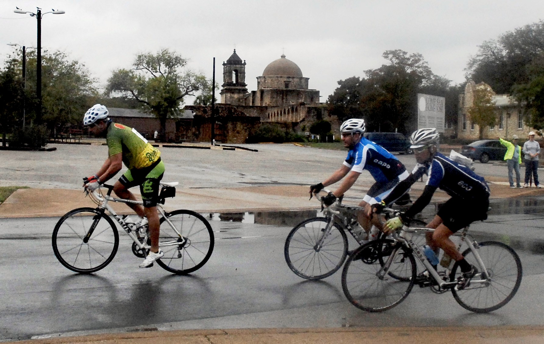 Move it! Annual bike tour and walk highlights missions, helps charities