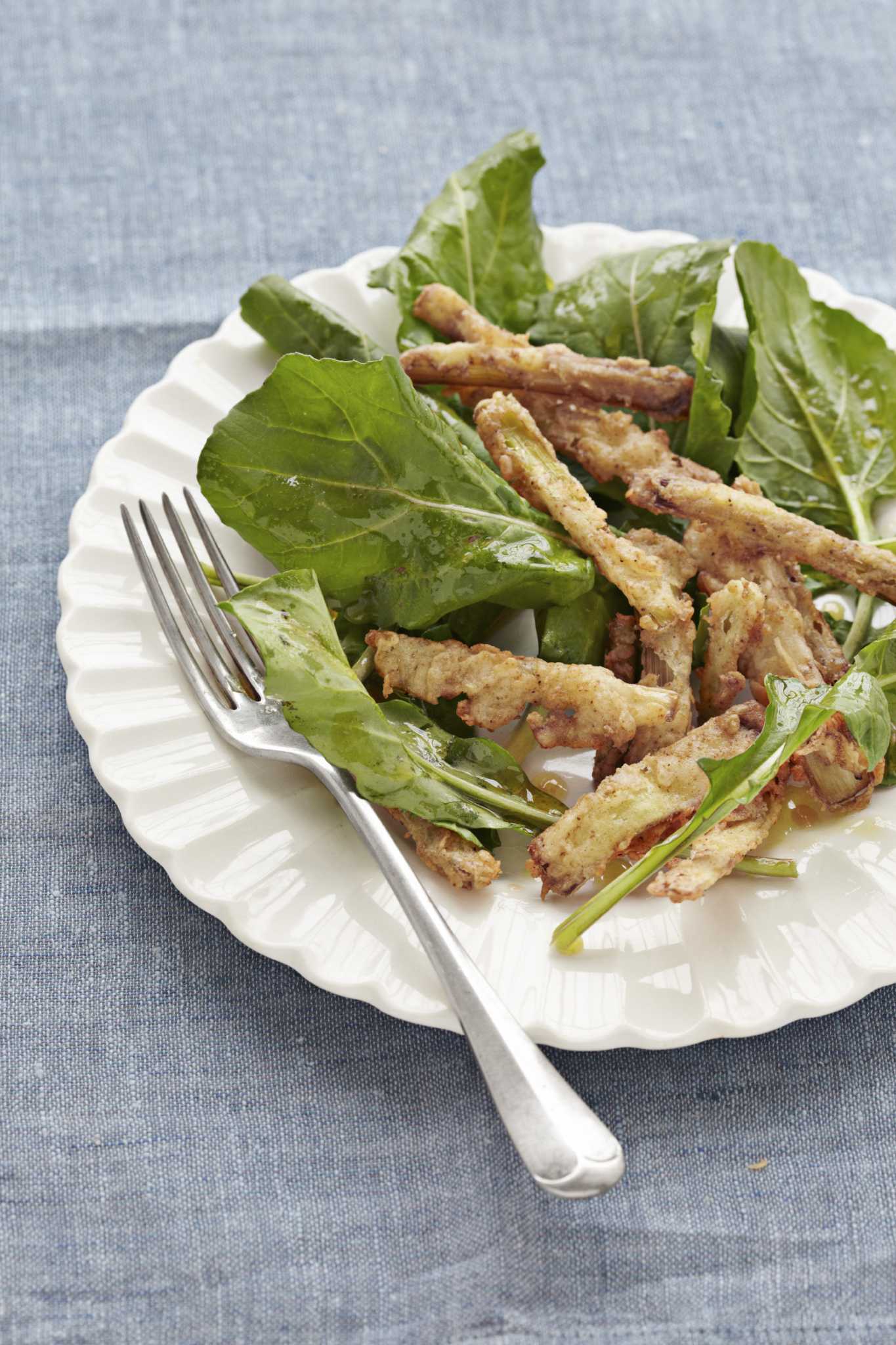 Recipe: Fried Leeks and Arugula Salad
