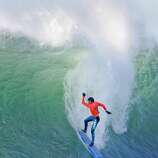 Big waves lure surfers to Mavericks competition - SFGate