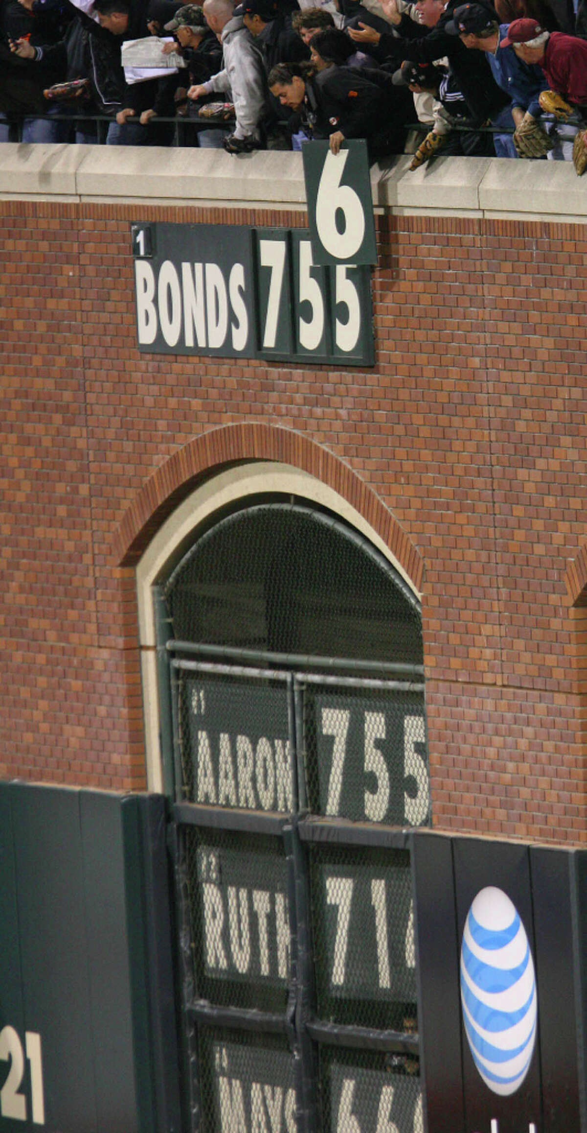A great hitter like Bonds belongs in Hall
