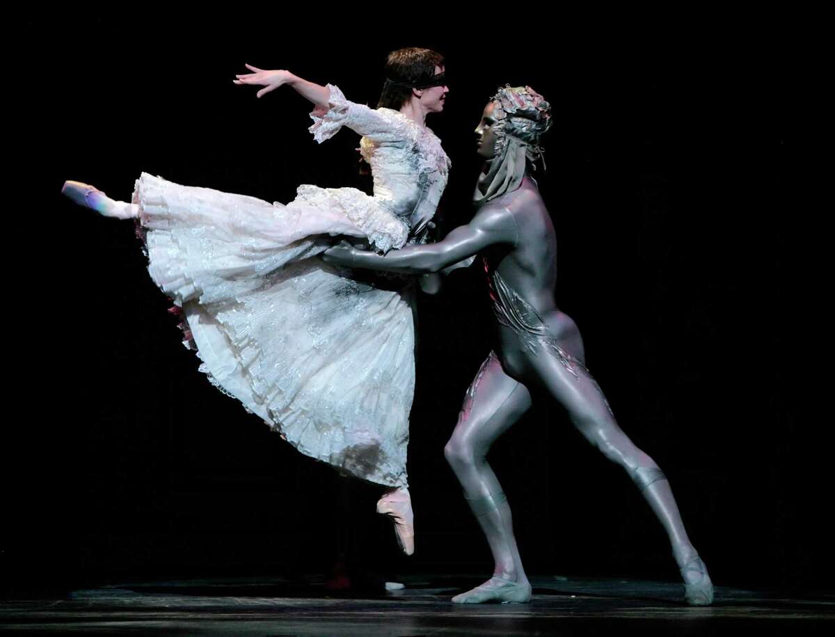 Ballerina Amy Fote says goodbye with 'Jubilee'