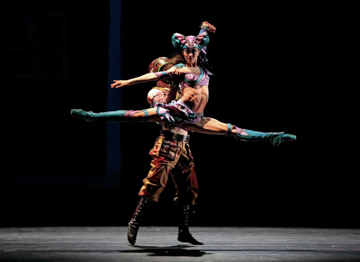 Ballerina Amy Fote says goodbye with 'Jubilee'