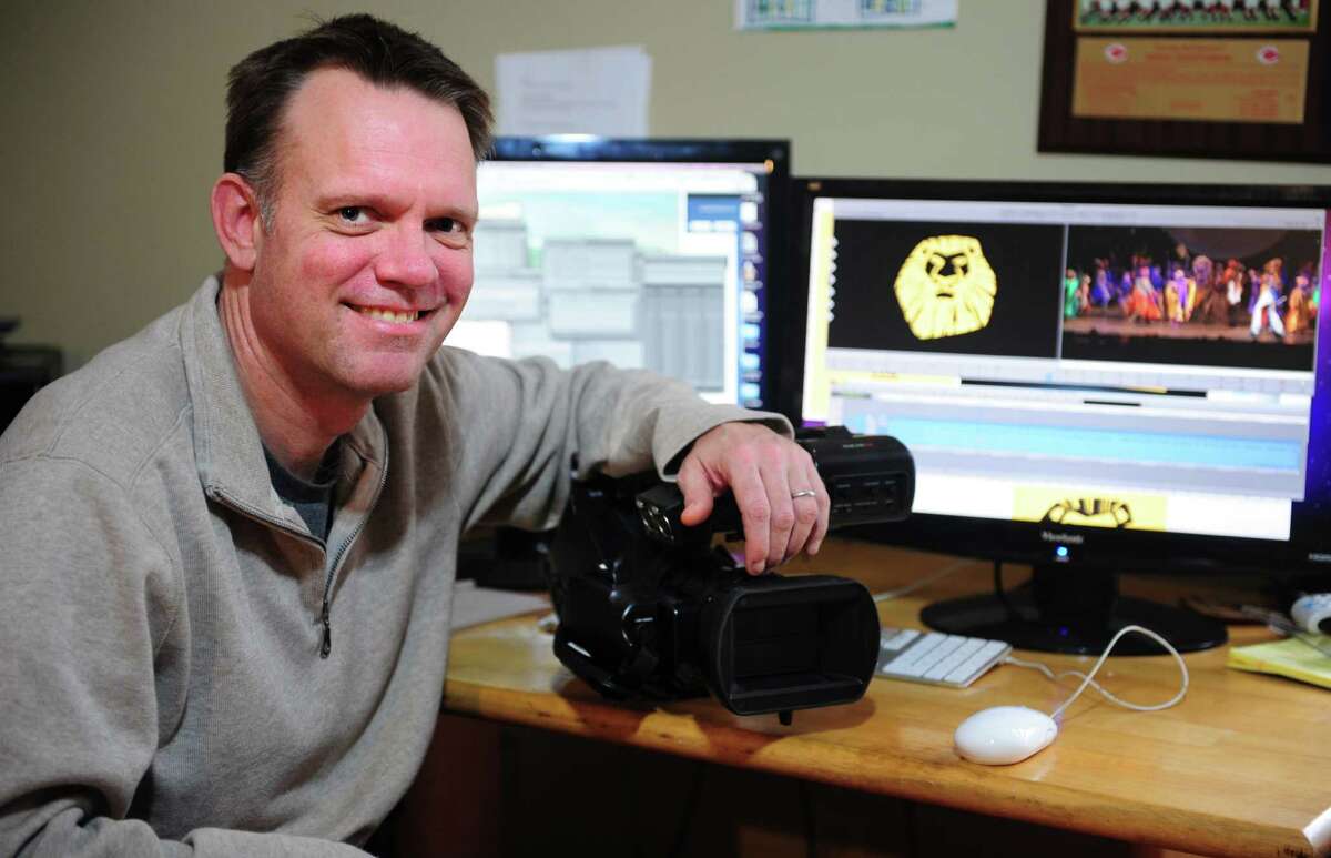 Producer brings taste of Broadway to video