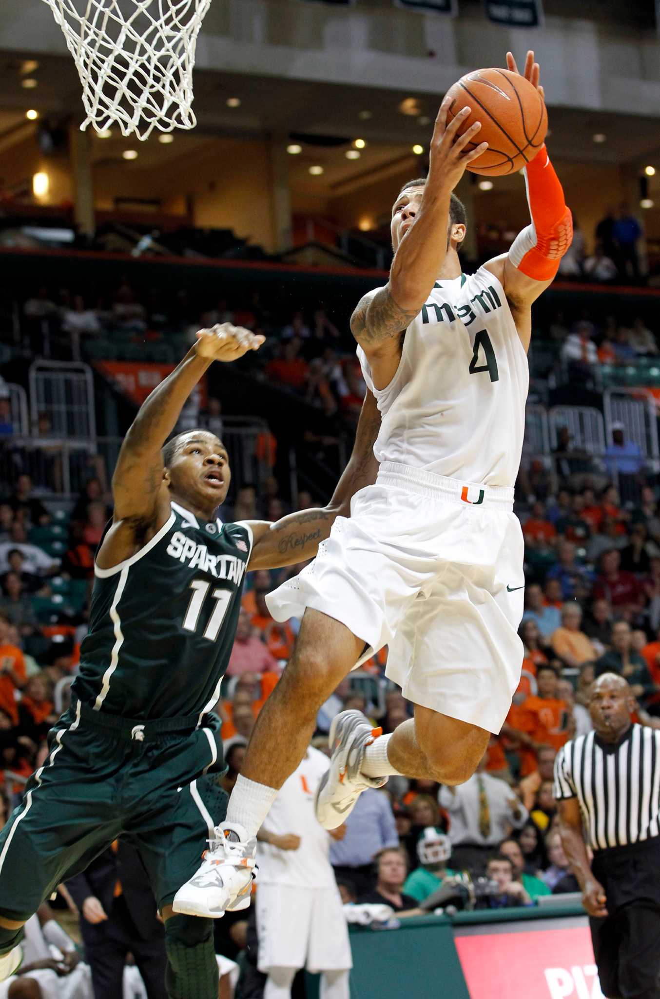 Plumlee paces Duke in victory