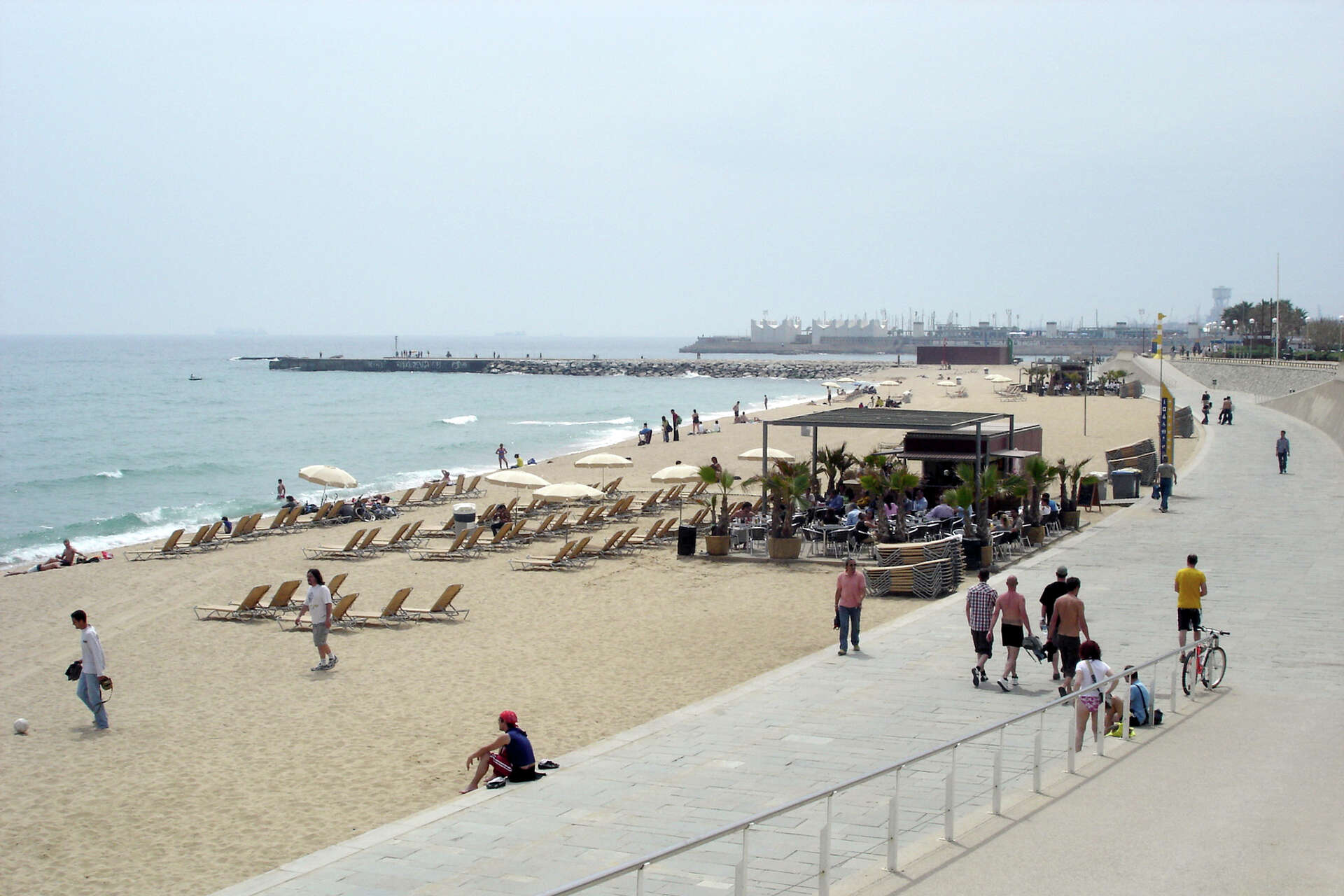 Ten Great Seaside Bars