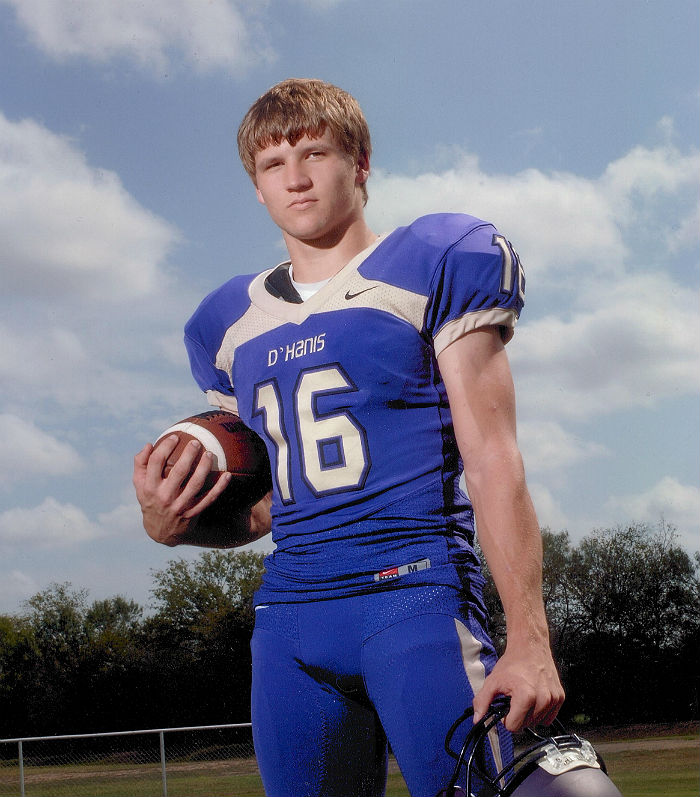 D'Hanis overcomes injury to star player